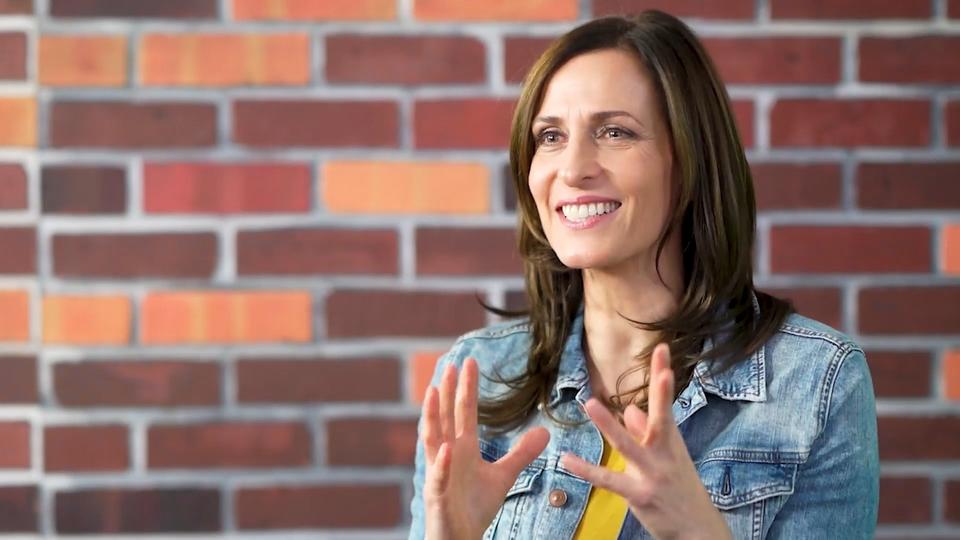 Sechster Zeh!: Warum sich Lola Weippert für ihre Füße schämt | Video | VIP.de